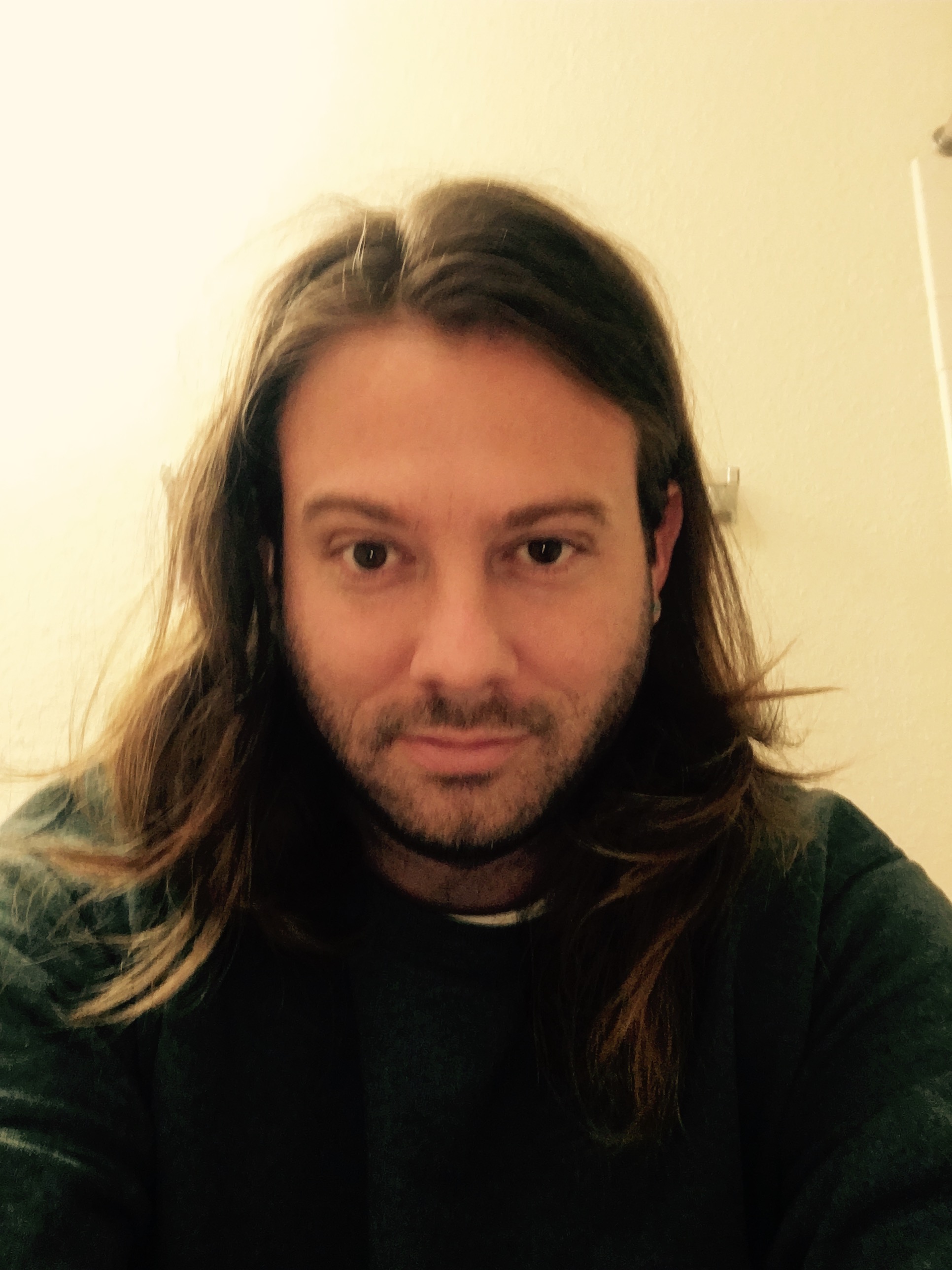 About – KOSMIC ANIMAL